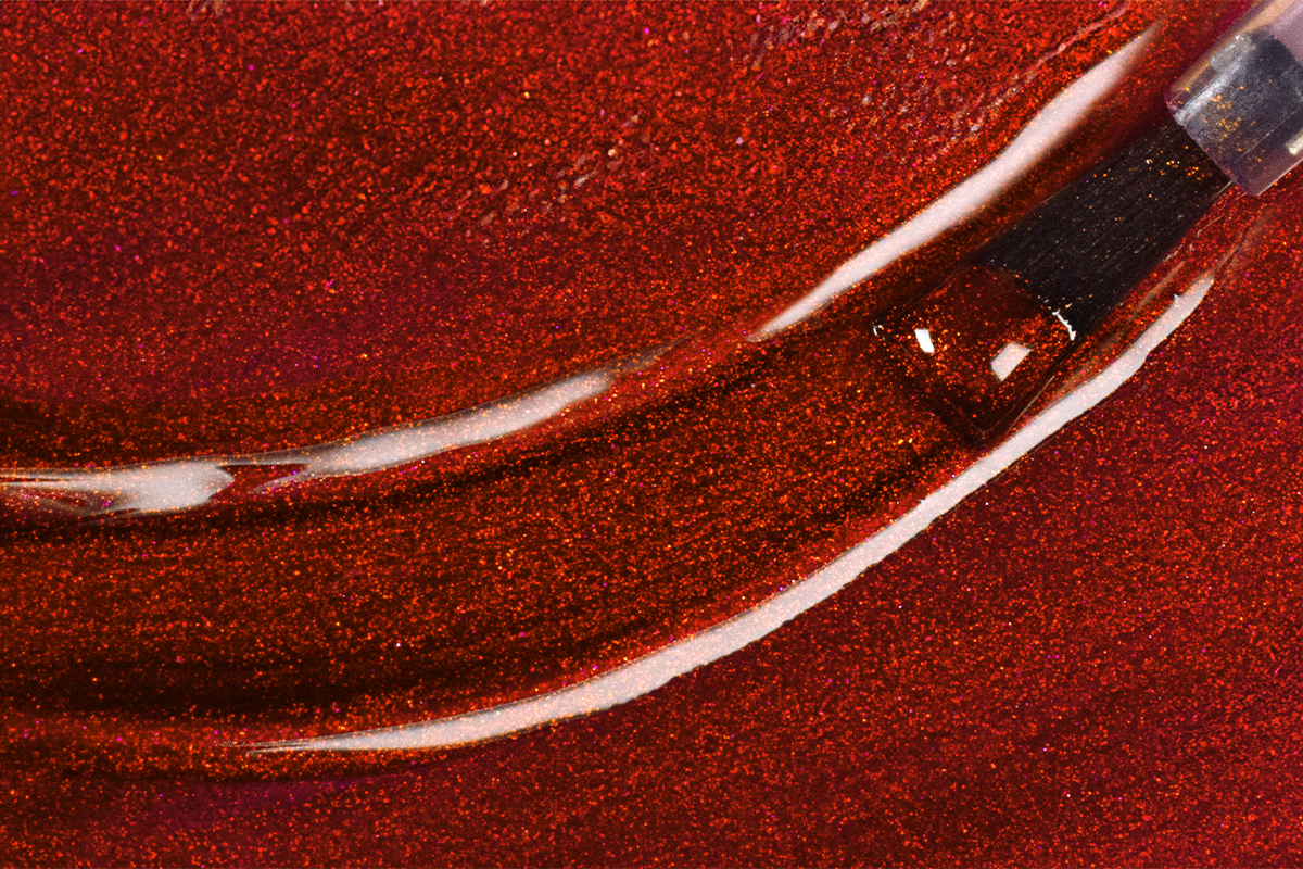 Jolifin LAVENI Shellac - Cat-Eye 9D ruby red 10ml | 31649T