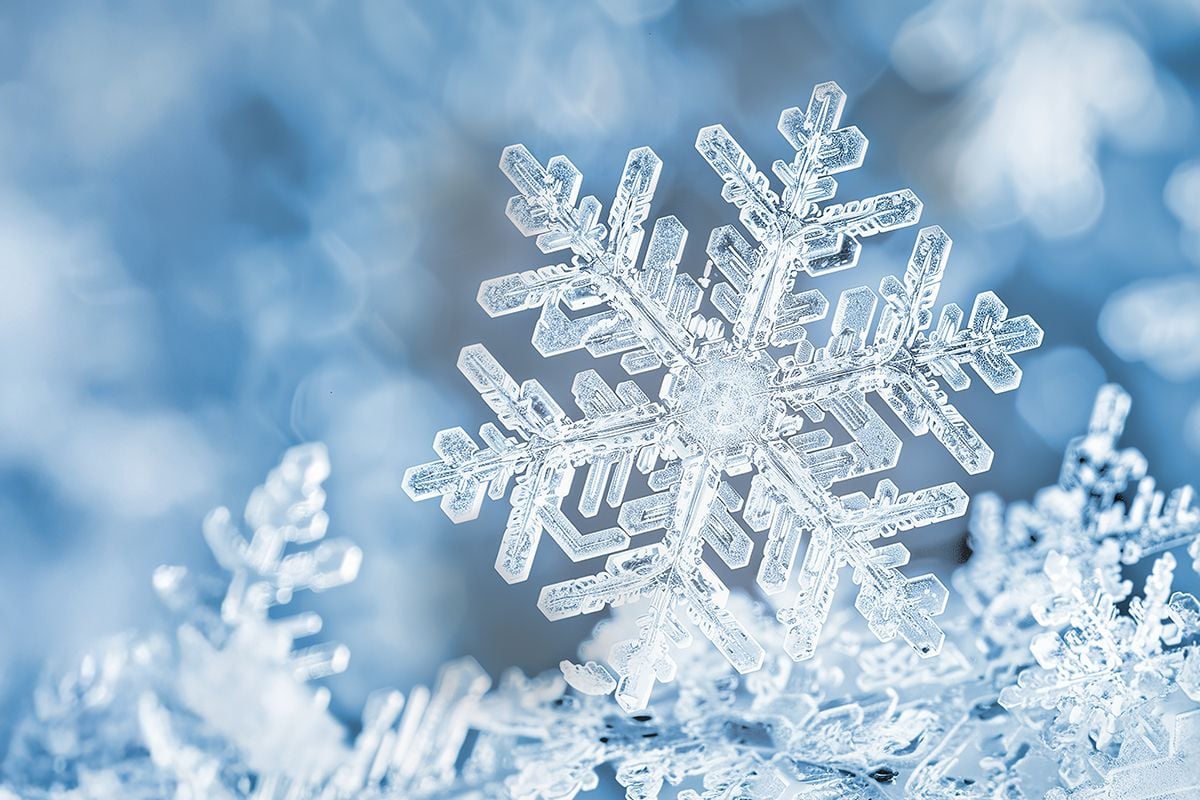 Jolifin LAVENI Shellac MoodBox January - Icy Glow | 33215